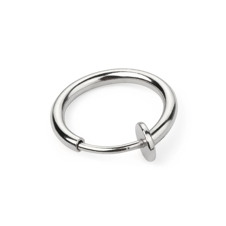 Fake hoop piercing store