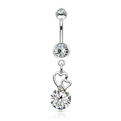 Tolles Bauchnabelpiercing mit Herzen und einem Kristall